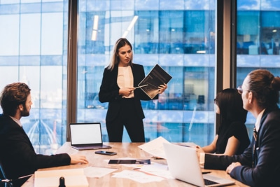 30 Outside Sales Tips To Help You Win More Opportunities in 2025